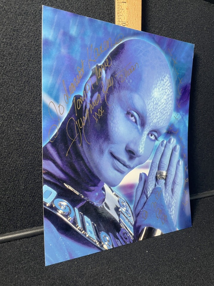 VIRGINIA HEY SIGNED AUTOGRAPHED 8x10 PHOTO + ZHAAN FARSCAPE RARE | eBay