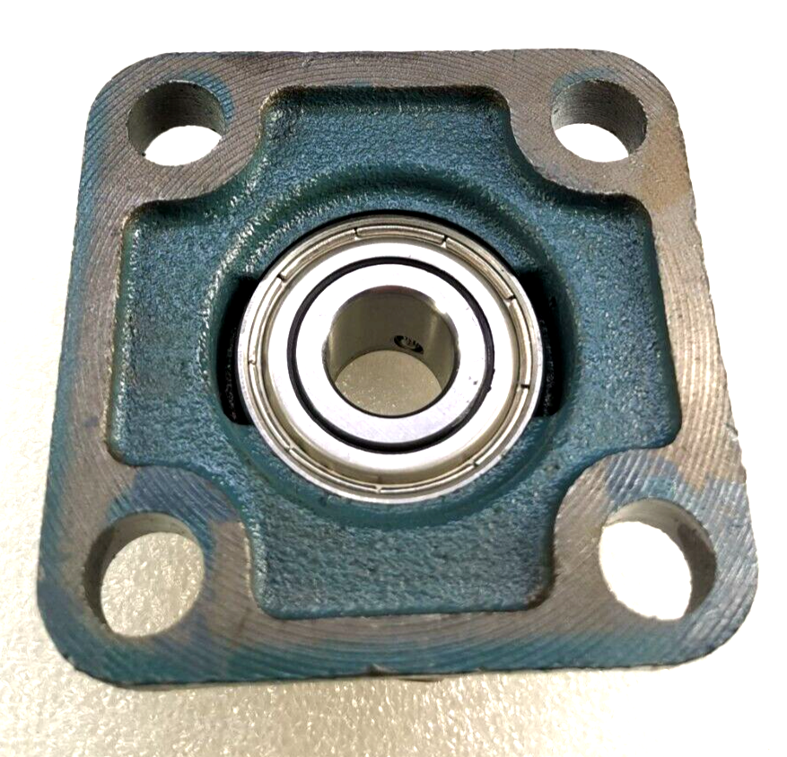 Premium Stainless 5/8" Bearing Salt Spreader 68662 D6512 SaltDogg ...