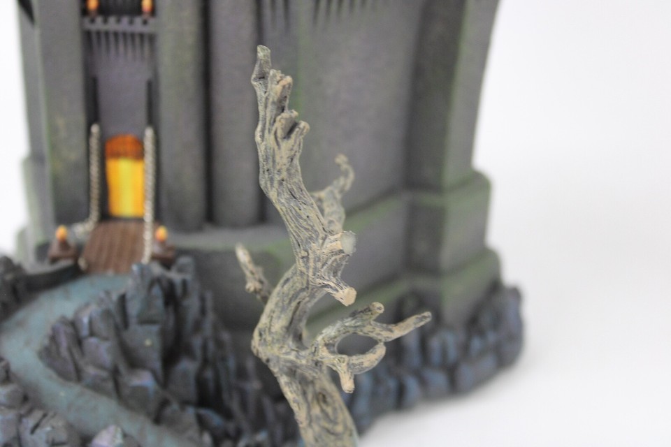 Hawthorne Village The Wizard of Oz Wicked Witchs Castle Sculpture Sound ...