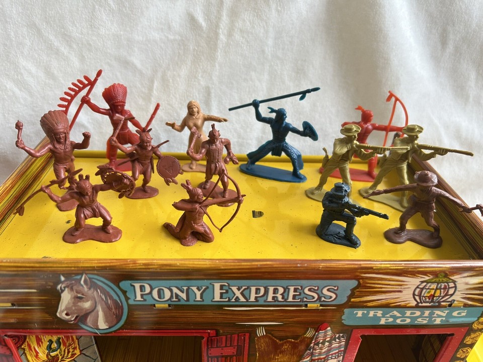 Marx Vintage 1950 Tin Lithographic Pony Express Trading Post & 40+ Pcs ...