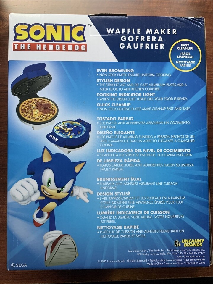 NiB New Sonic The Hedgehog Waffle Maker Full Size ( 8.27" x 5.12" x 10. ...