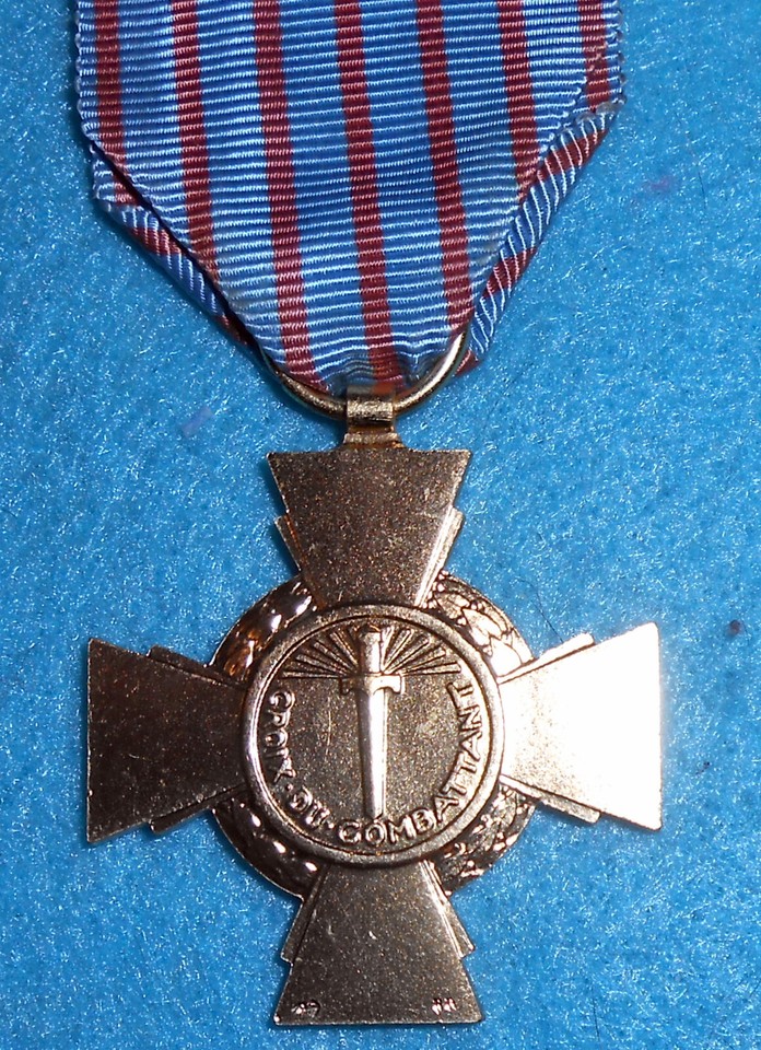 XM40 French WW1 Combatants Cross for duty in WW1 | eBay
