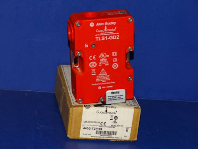 UNIT #2 Allen Bradley 440G-T27169 /E Guardmaster TLS-GD2 Guardlock ...