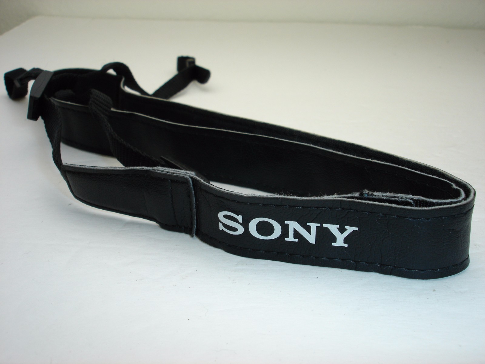 SONY A , Alpha camera strap , White logo on Black 7/8" wide #001915 | eBay