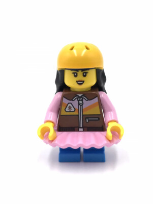 LEGO Ballerina Skater minifigure Fall 2023 Store Exclusive mini figure ...