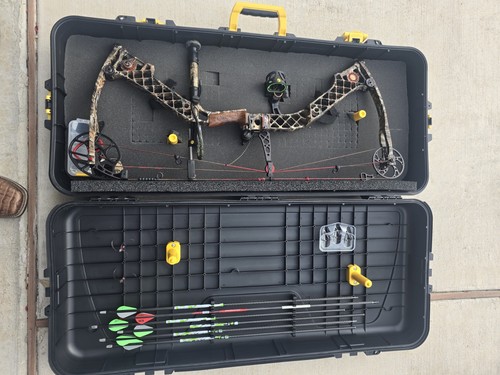 Mathews Z7 Compound Bow With Case And Extras | eBay