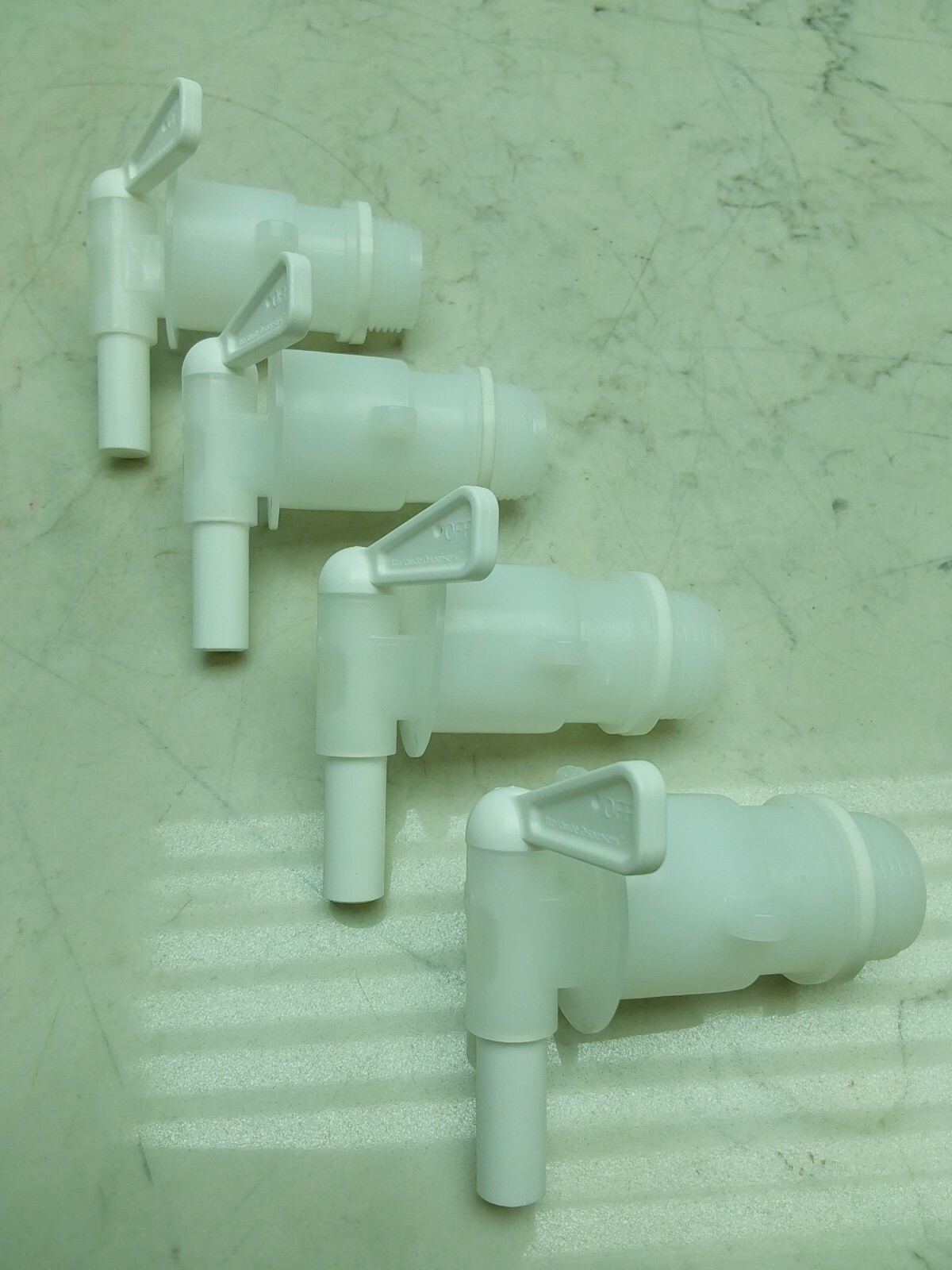 4 Pack Worldwide Dispensers Quick Serve Tap 3/4" 19mm White Valve ...