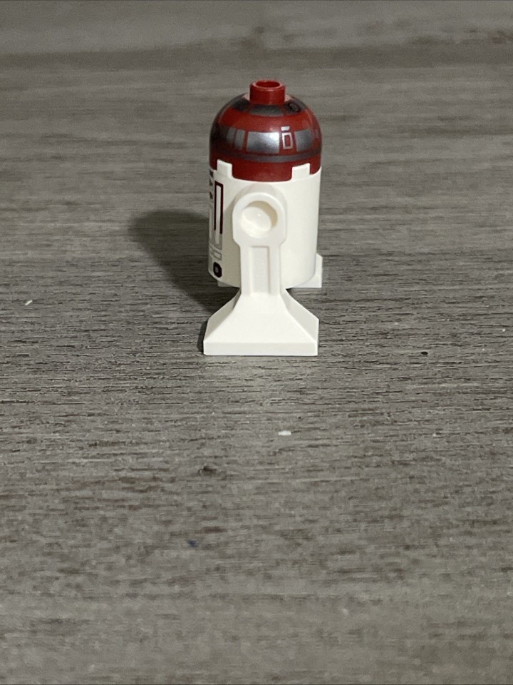 LEGO Star Wars Astromech Droid R4-P17 from Obi-Wan Kenobi's Jedi ...