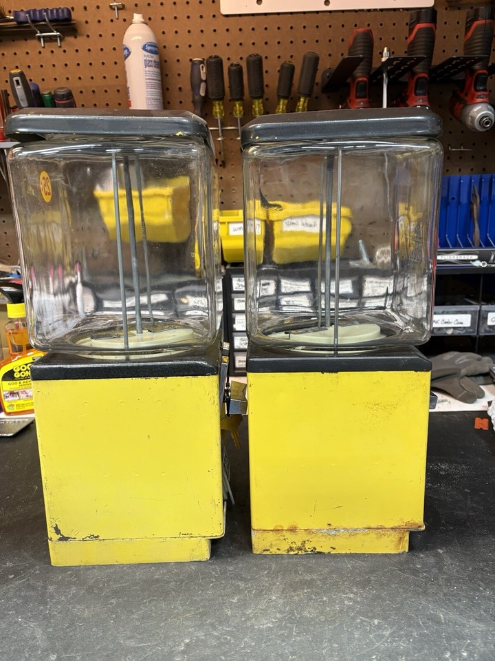 Vintage Yellow Folz Glass Northwestern Model 60 Gumball Candy Nut ...