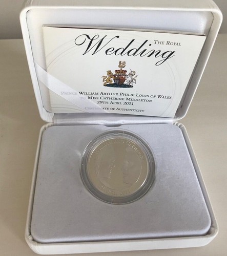 2011 ROYAL WEDDING SILVER PROOF 5 FIVE POUND ROYAL MINT COIN COA BOX ...
