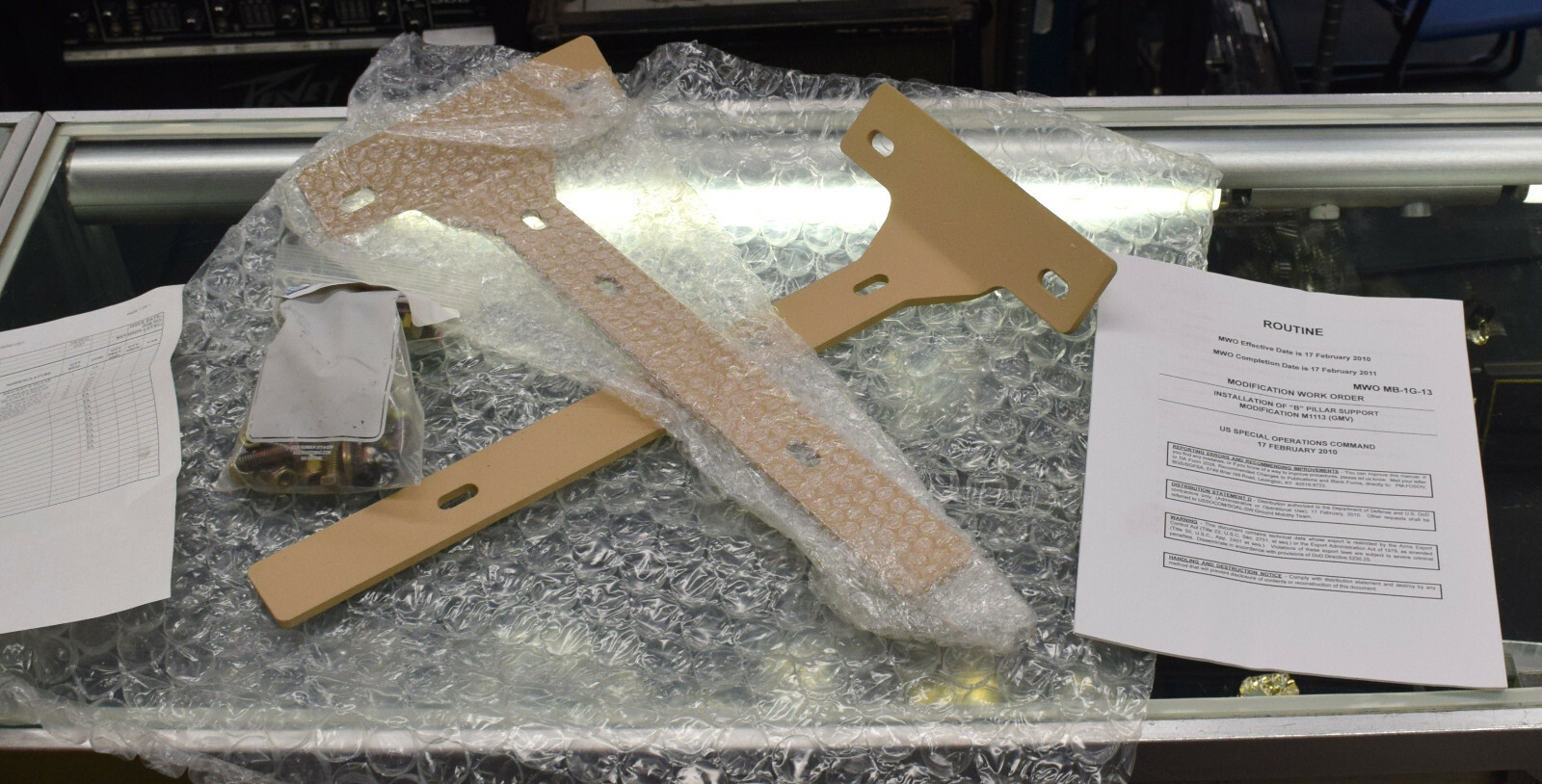 MILITARY M1113 GMV HMMWV B PILLAR ALUMINUM ROOF SUPPORT REINFORCEMENT ...