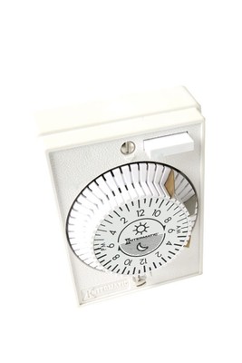 Intermatic E1020 24-Hour 15-Amps Multiple Program Heavy Duty Mechanical ...