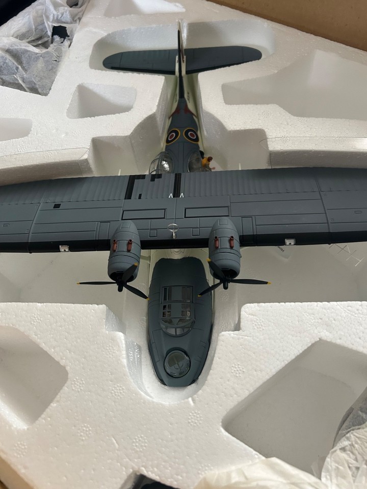 Corgi AA36103 1/72 RAF Coastal Command PBY Catalina, and dingy diorama ...
