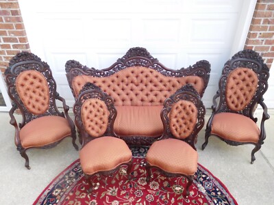 1800-1899 - Antique Victorian Parlor Set