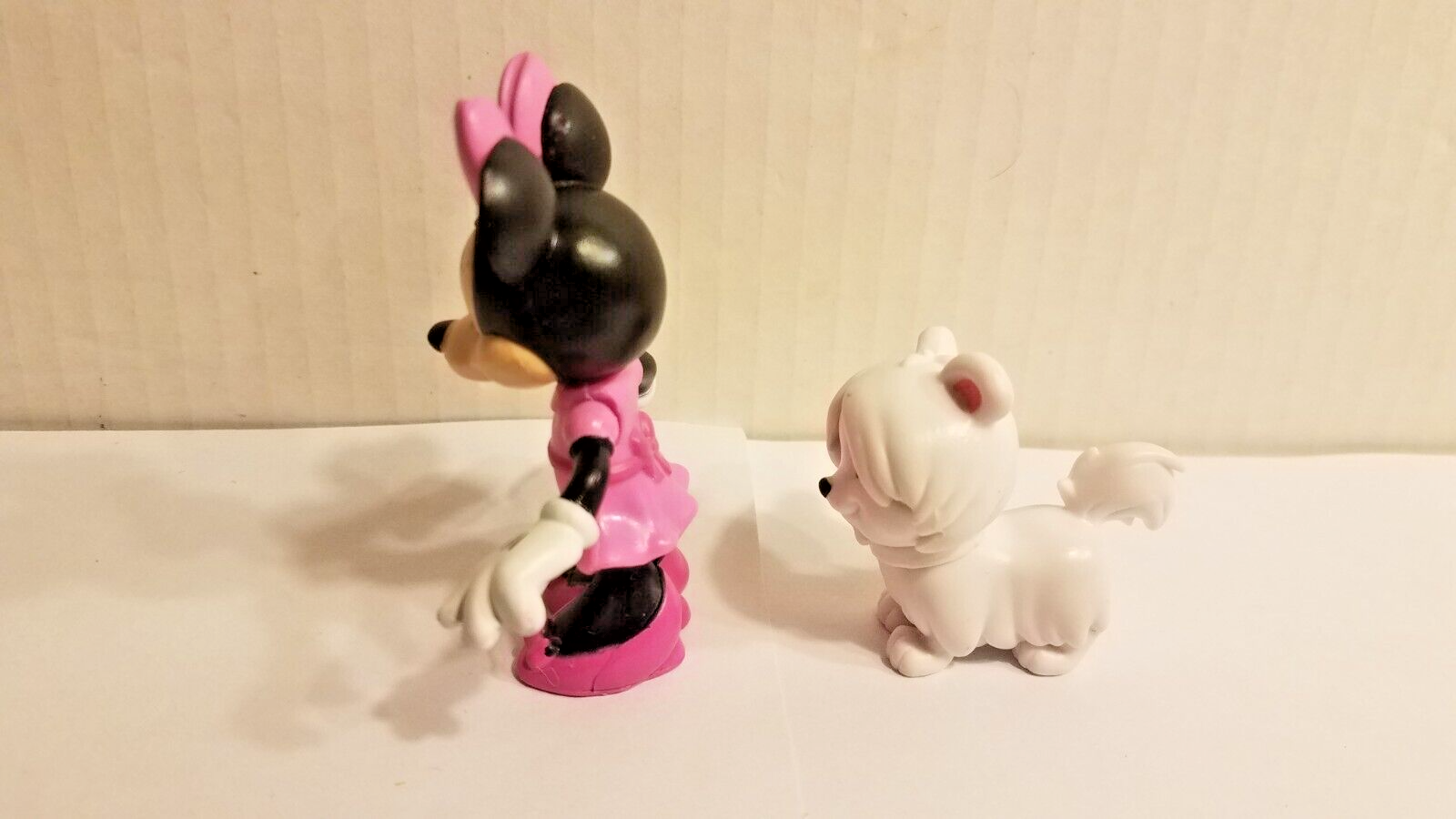 Disney Minnie Mouse & Pet Dog Snow Puff Figures | eBay