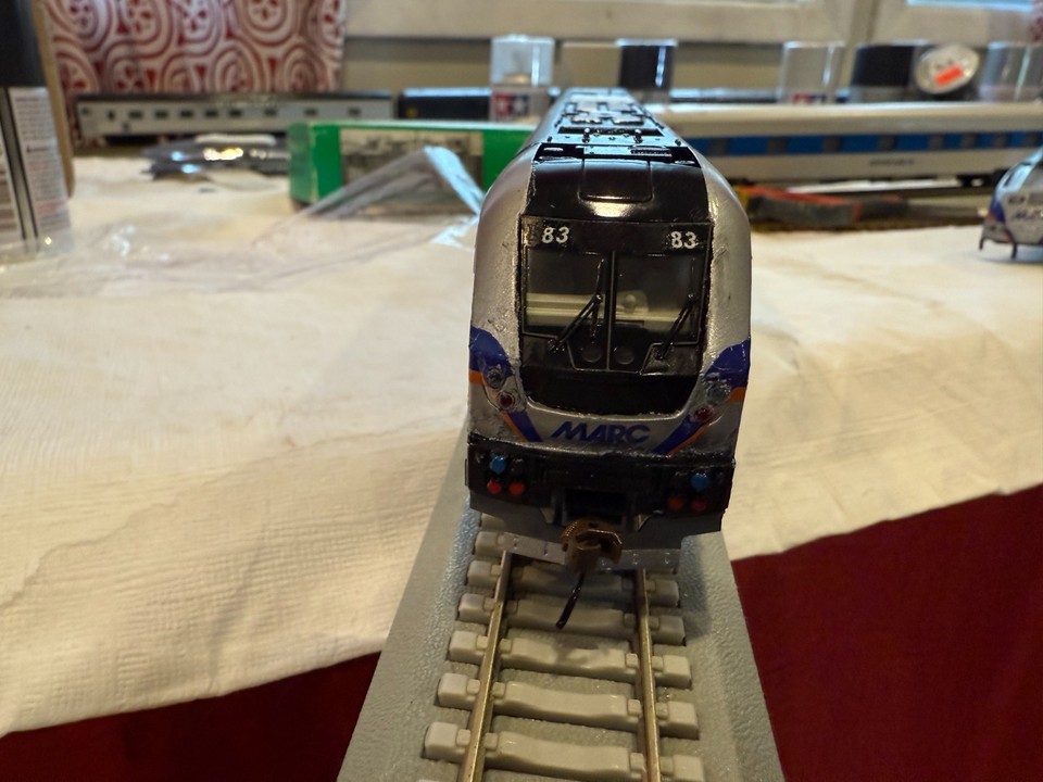 HO SCALE BACHMANN MARC SC44 CHARGER CUSTOM PAINTED #83 DCC and SOUND ...