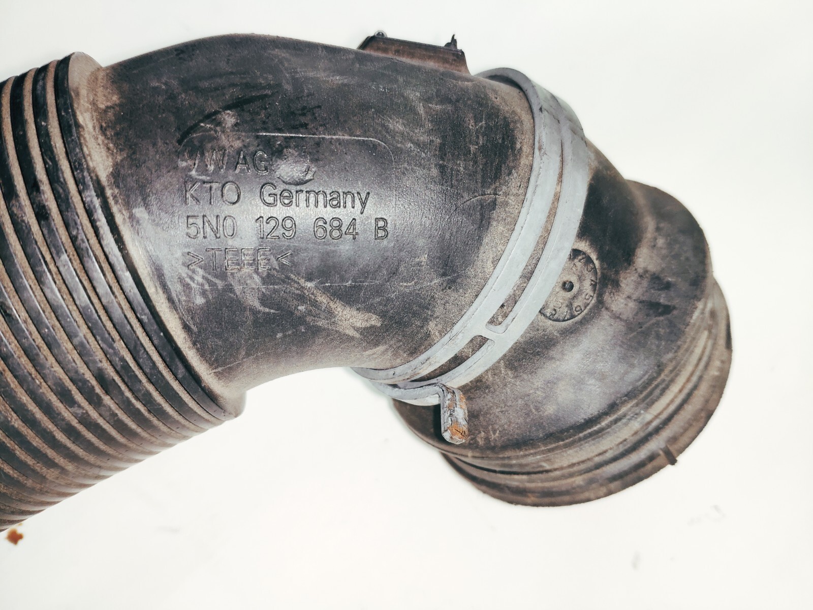2009 VOLKSWAGEN TIGUAN AIR INTAKE PIPE HOSE 1K0129654/656 5N0129684B ...