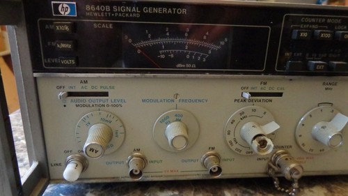 HP Hewlett Packard 8640B Signal Generator | eBay
