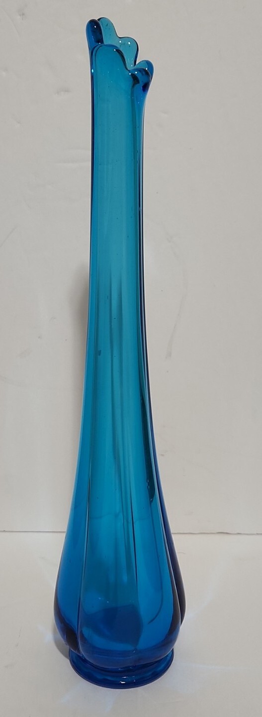 L E Smith Glass 4103 Simplicity Stretch Bud Swung Vase 12 1/2" T Blue ...