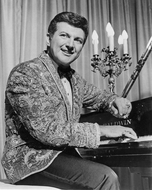 Piano Player LIBERACE Glossy 8x10 Photo Pop Music Print Las Vegas ...