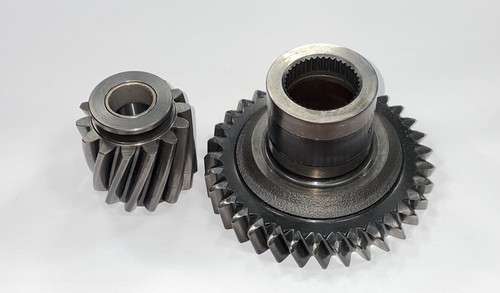 CLASSIC SAAB 900 MANUAL TRANSMISSION REVERSE GEAR & REVERSE IDLER GEAR ...