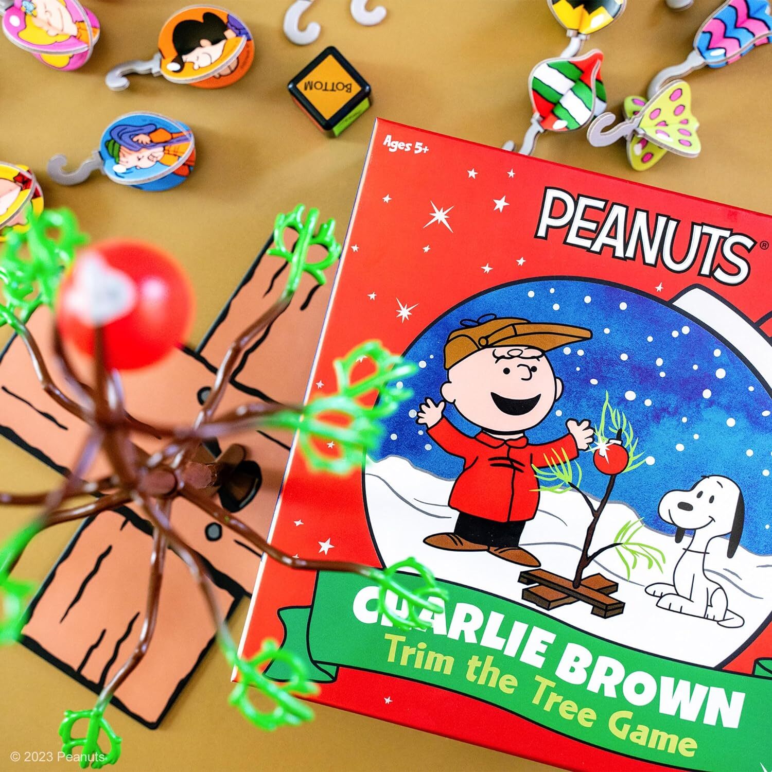 Funko Peanuts Charlie Brown Trim The Tree Cooperative Game for 1-5 P ...