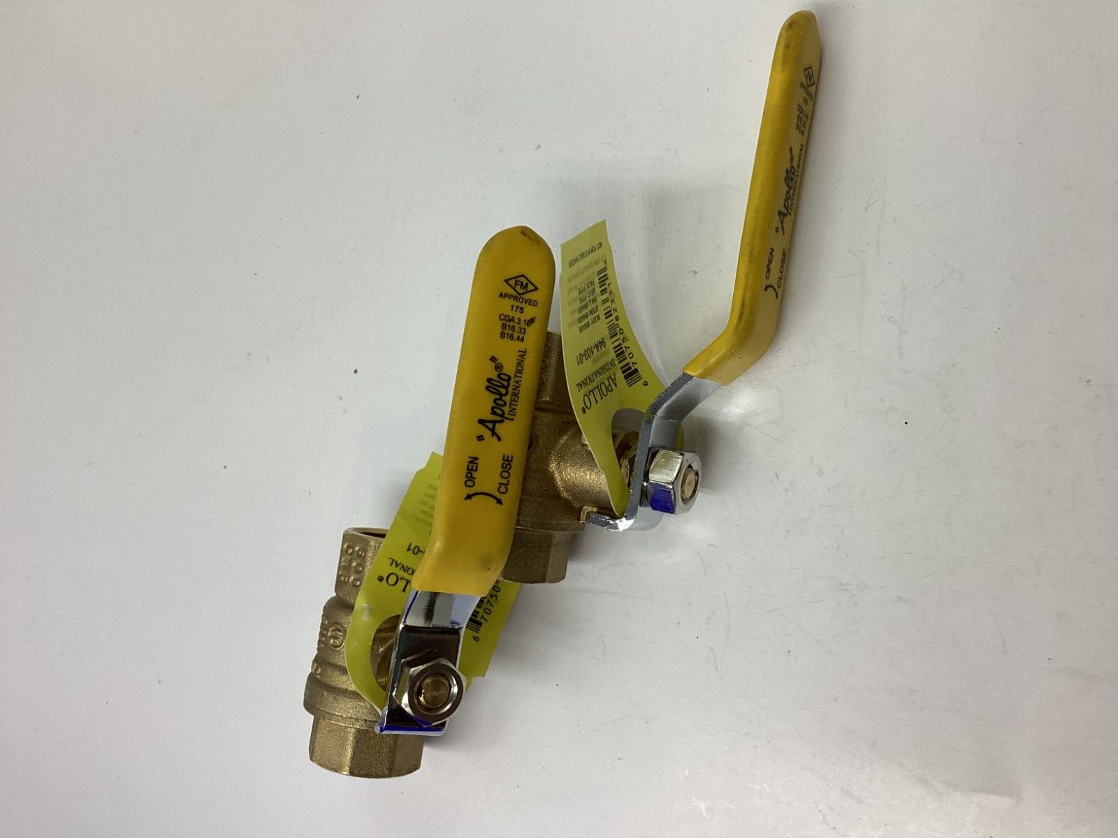 QTY 2 APOLLO BALL VALVE 94A-103-01 1/2" FNPT LEVER HANDLE BRASS ...