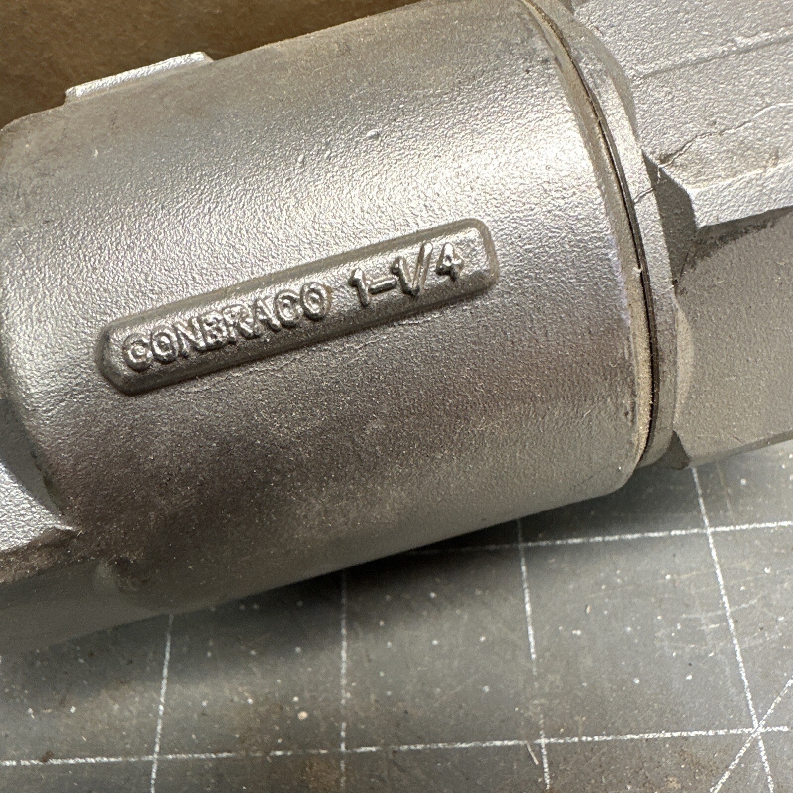 Conbraco 1-1/4 Inch Stainless Check Valve, 125 S, 400 WOG, SS Spring ...