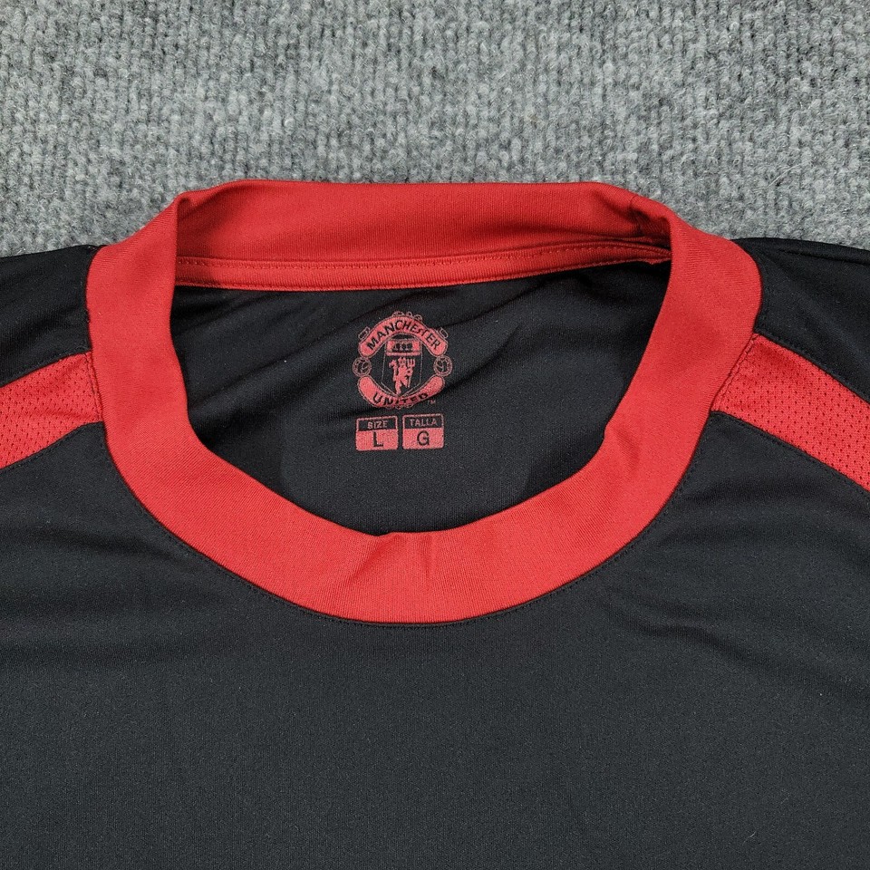 Manchester United Shirt Men's Large Black Patch Stitch Logo Graphic ...