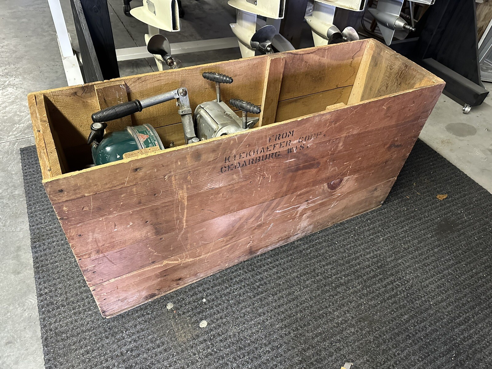 Mercury Outboard Motor Vintage KG-4 with Original Mercury Shipping ...