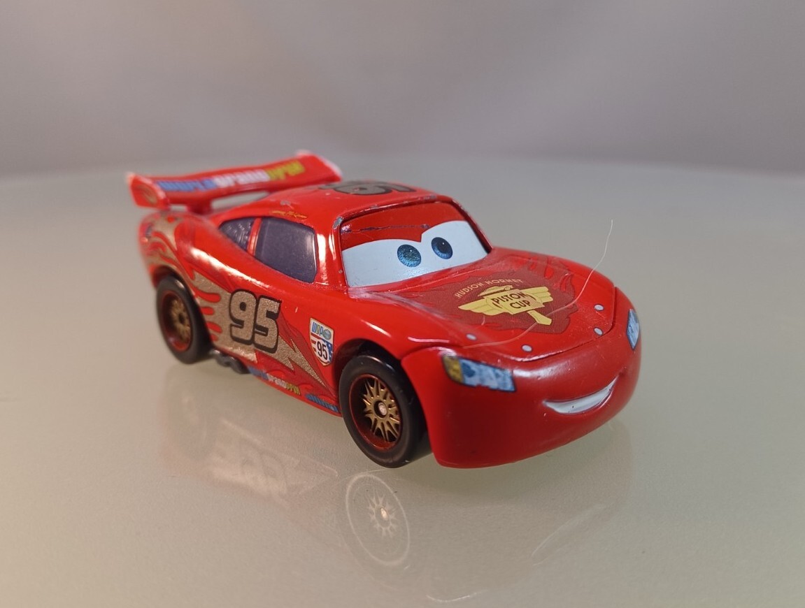Disney Pixar Cars Lightning McQueen Finish Line Frenzy, Red - 1:55 ...