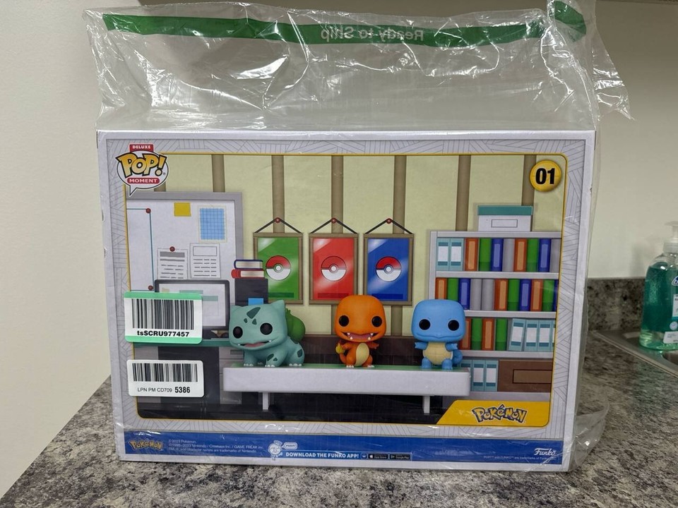DAMAGED BOX - Pokemon Bulbasaur Charmander Squirtle Deluxe Pop! Moment ...