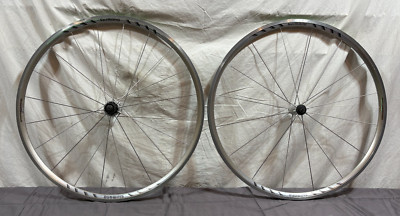 Shimano WH-R550 20/16-Bladed Spoke Silver Aluminum 622x15/700C Road ...