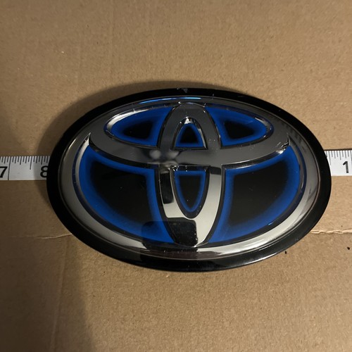 TOYOTA PRIUS AVALON HIGHLANDER RAV4 EMBLEM LOGO 53141-47030 OEM | eBay