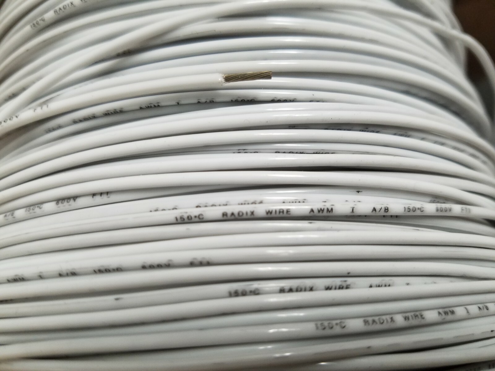 25 Ft Radix Wire 150°C/600V 18 AWG 105-Stranded white | eBay