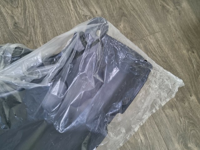 Genuine Range Rover Evoque Rear Wheel Arch Splash Shield LH LR027397 (h ...