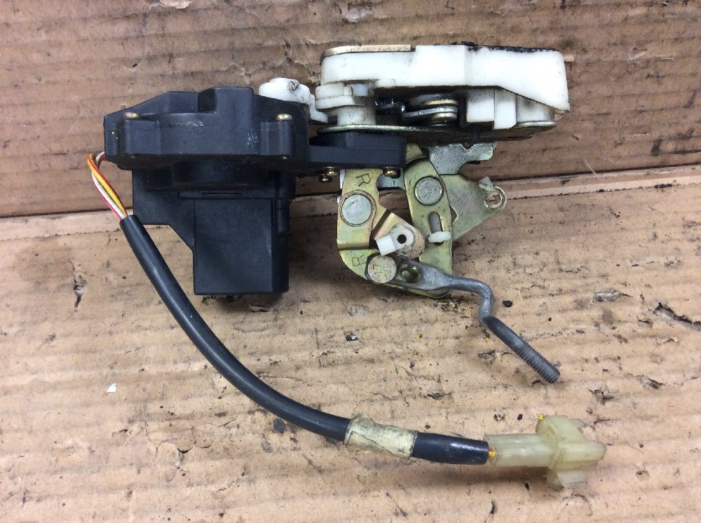 88 89 90 91 Civic 4DR Sedan LX Right Rear Door Latch Power Lock Used ...