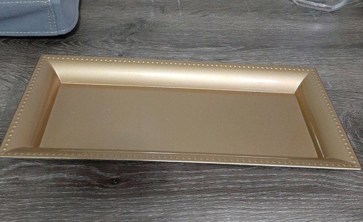 Gold Plastic Charger Plates with Beaded Rims, Rectangle Decor Holiday ...