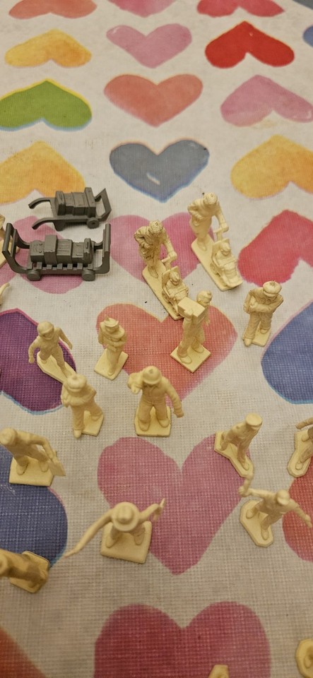 80 Marx Soft Plastic Railroad Train Station People Figures | eBay