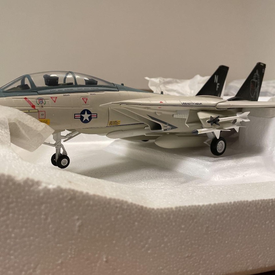 FRANKLIN MINT ARMOUR COLLECTION B11 B238 F14 TOMCAT Fighter Plane 1:48 ...