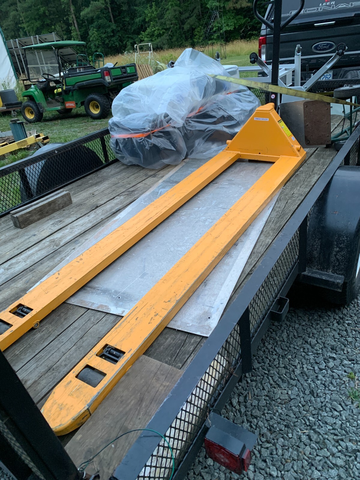 ULINE H-4123 Extra Long Pallet Truck - 96" Forks 5500lb Capacity for ...