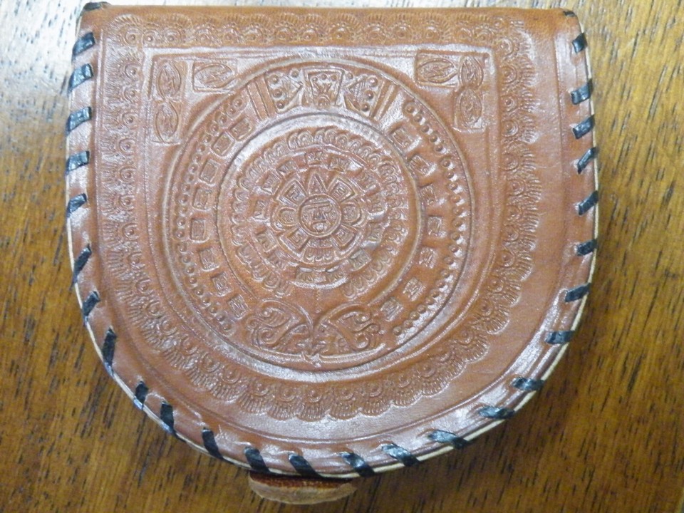 VINTAGE Souvenir MEXICO Embossed LEATHER Wallet Coin Change PURSE Aztec ...