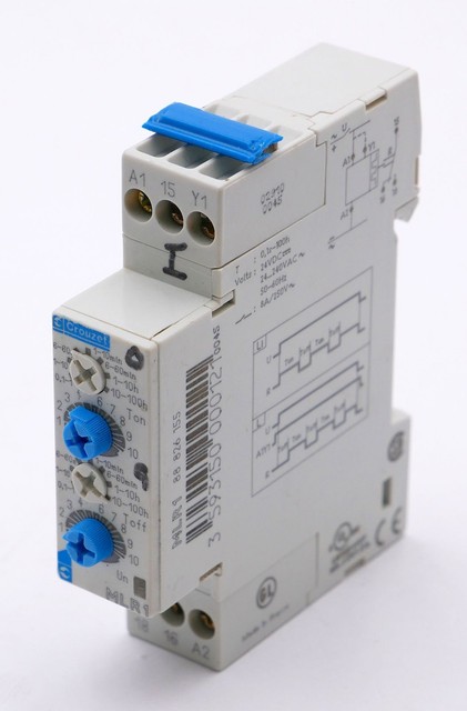 Crouzet MLR1 Zeitrelais Multifunktional 1 St. Zeitbereich 0.1s - 100h 1 ...