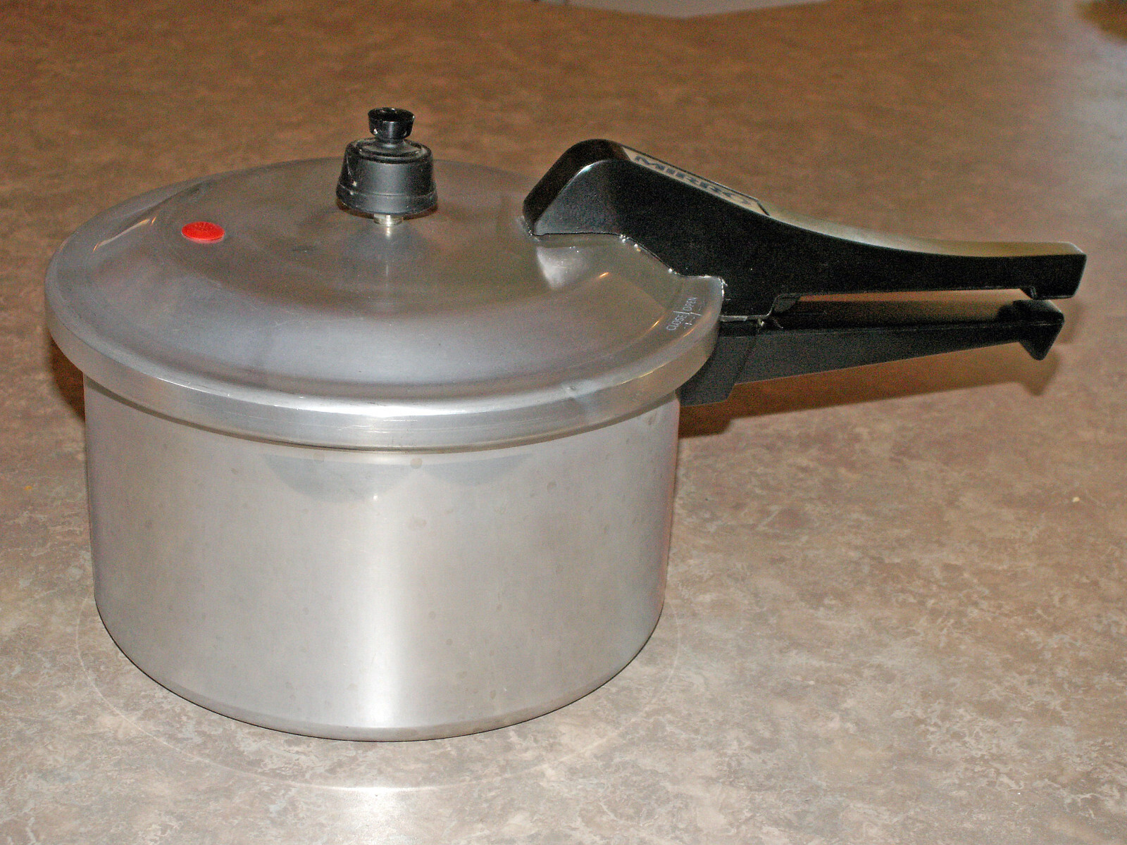 Vintage Mirro 4 QT. Pressure Cooker Canner M-0534-11 with Gasket ...