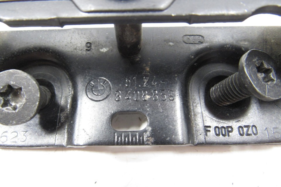 03 - 2012 Land Range Rover L322 Tailgate Striker Lid Boot Latch HOLDER ...