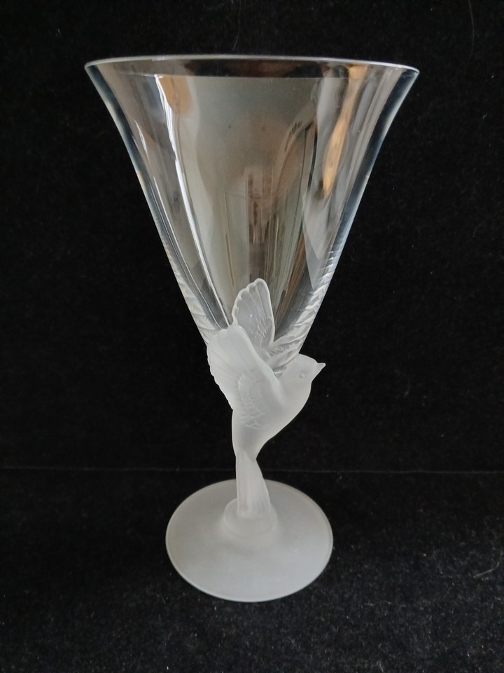 One (1) Crystal Frosted Birds WINGS CLEAR Water Goblet by Sasaki Japan ...