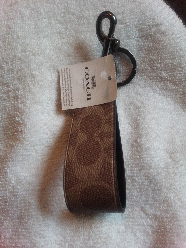 Coach Loop Key Fob In Signature Canvas Khaki signature Gun metal NWT | eBay