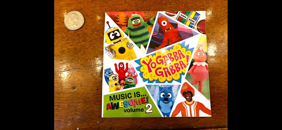 Yo Gabba Gabba! Stickers Original Promo 5" ( lot of 4 )+ free flag ...