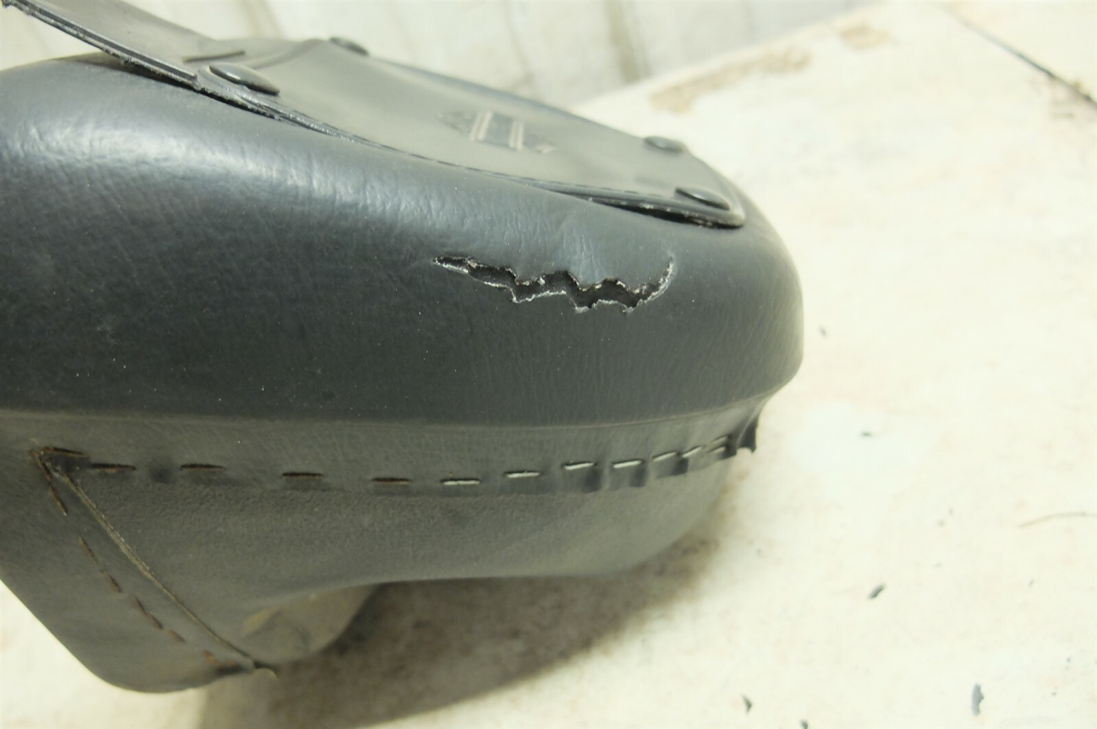 99 Harley FLHTCUI Ultra Classic Electra Glide right side storage box ...