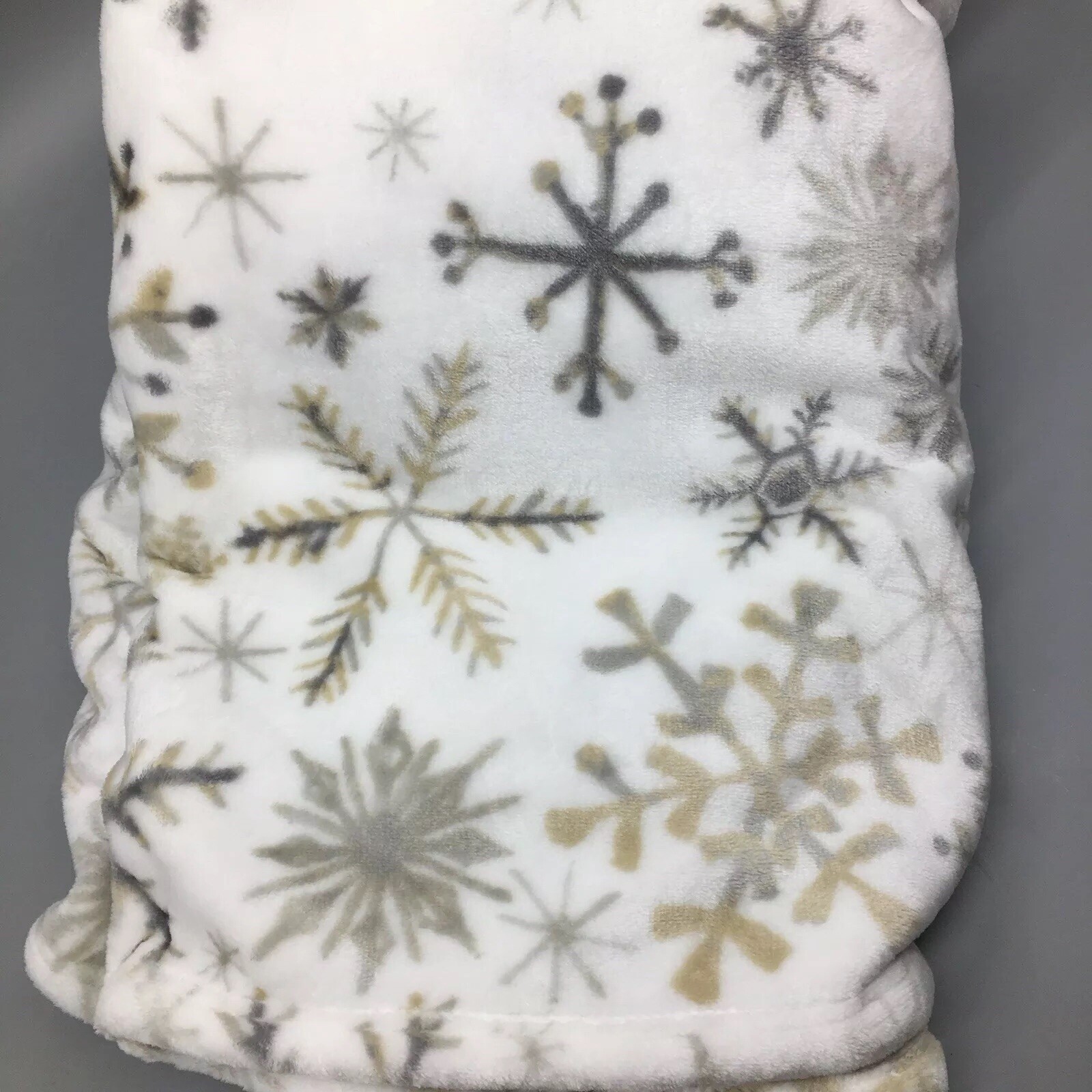 Envogue Falling Snowflakes Throw Blanket Microfleece 70" Christmas ...